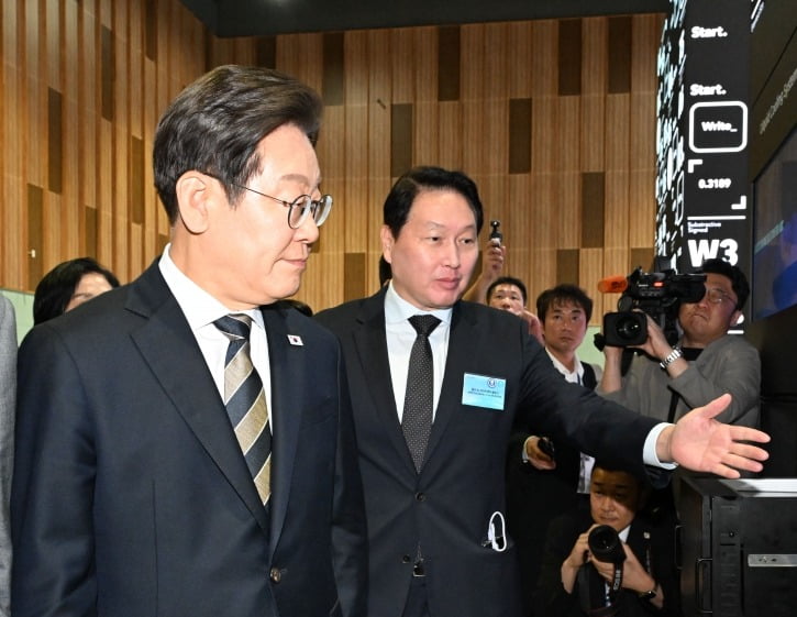 울산에 7조 AI 고속도로 뚫는 SK…AI DC로 퀀텀점프 노린다 │ 매거진한경